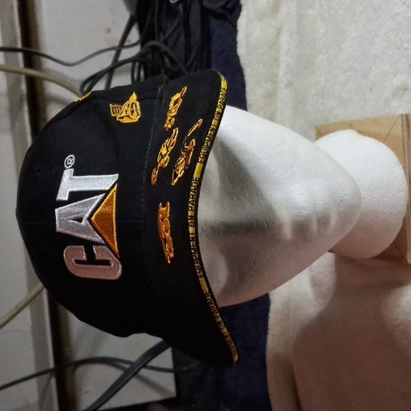 Caterpillar | Accessories | Caterpillar Cat Mens Bkack Adjustable Hat ...